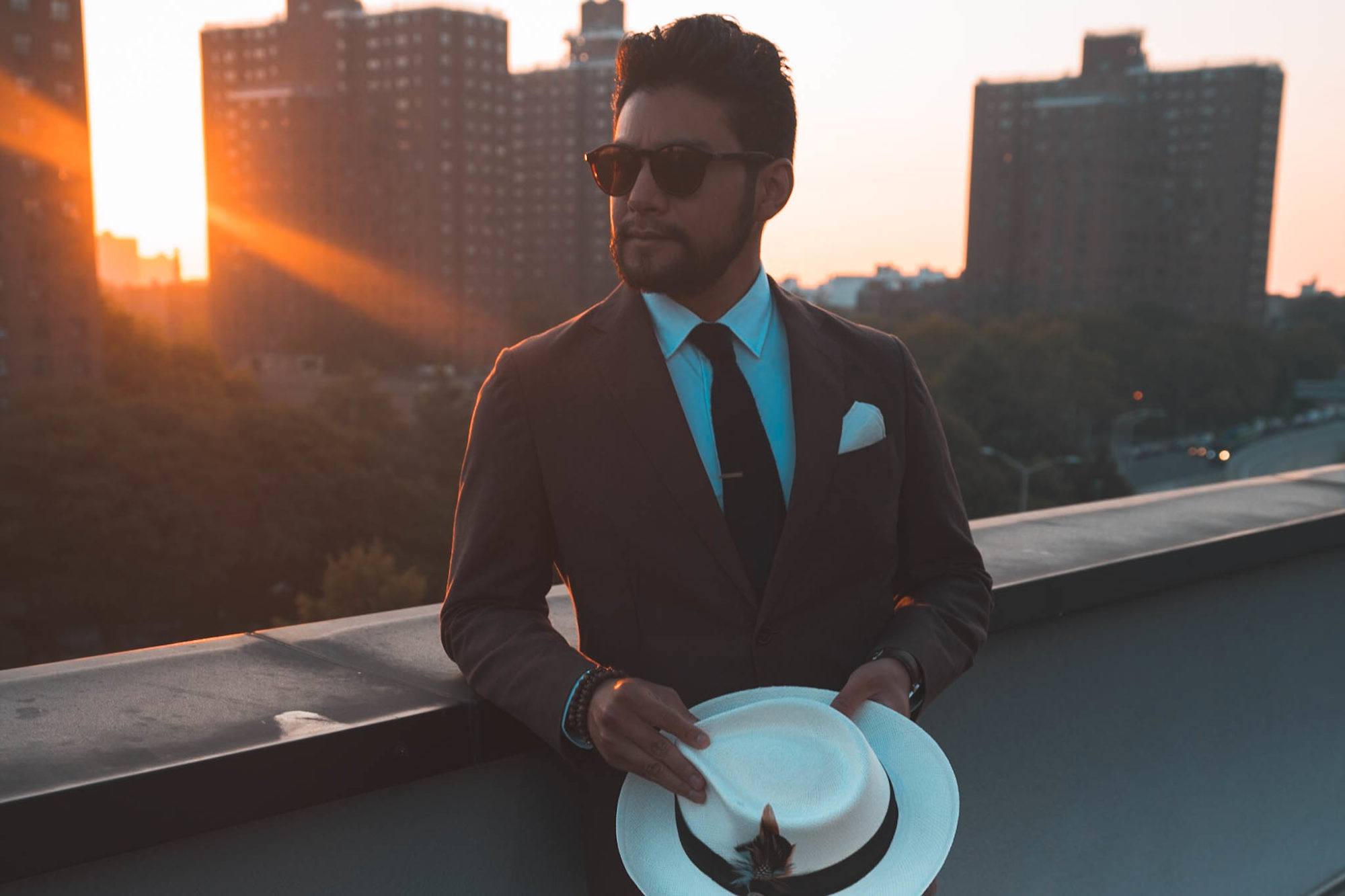 MUST-HAVE FASHION ITEMS FOR THE MODERN GENTLEMAN - Dandy In The Bronx